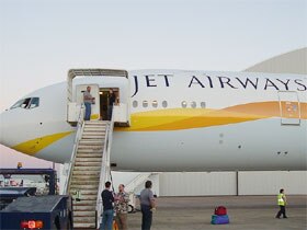 Jet co-pilot held on rape charges - India Today