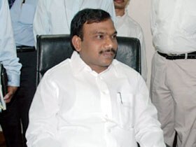 PM may not sack A Raja: Sources - India Today