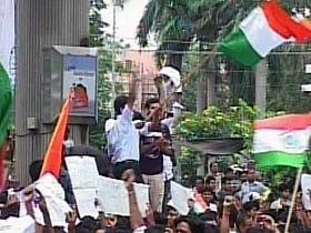 Anna's support swells across nation - India Today