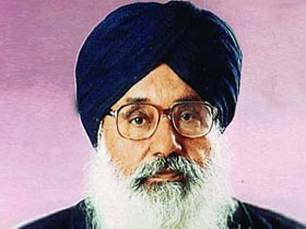 Prakash Singh Badal hails Modi's fast - India Today