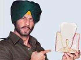 SRK dons a turban - India Today