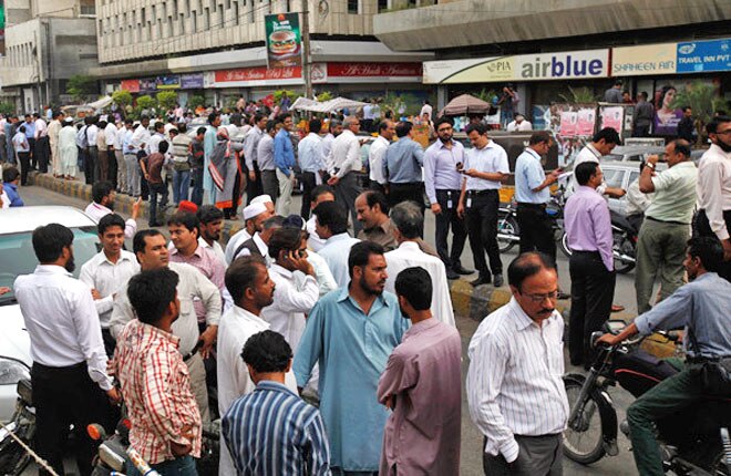 Strong earthquake jolts felt in Delhi, NCR - India Today