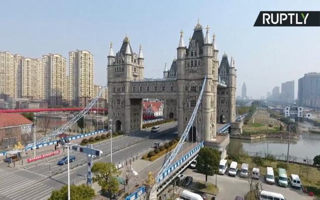 Chinese City of Suzhou Gets Replica of London's Iconic Tower Bridge ...