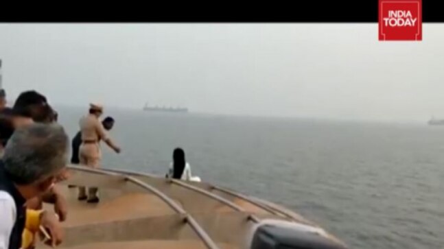 Maharashtra CM's wife sits outside Angria cruise ship's safety range to ...