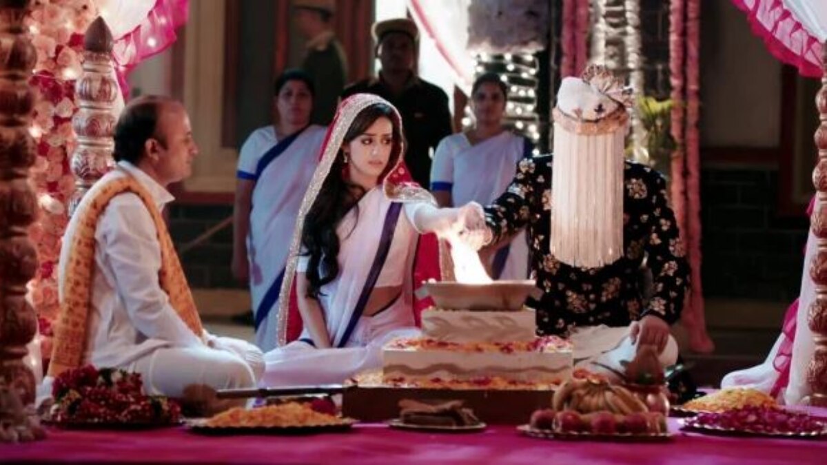 Yeh Hai Chahatein: Rudraksh and Preesha tie the knot - India Today