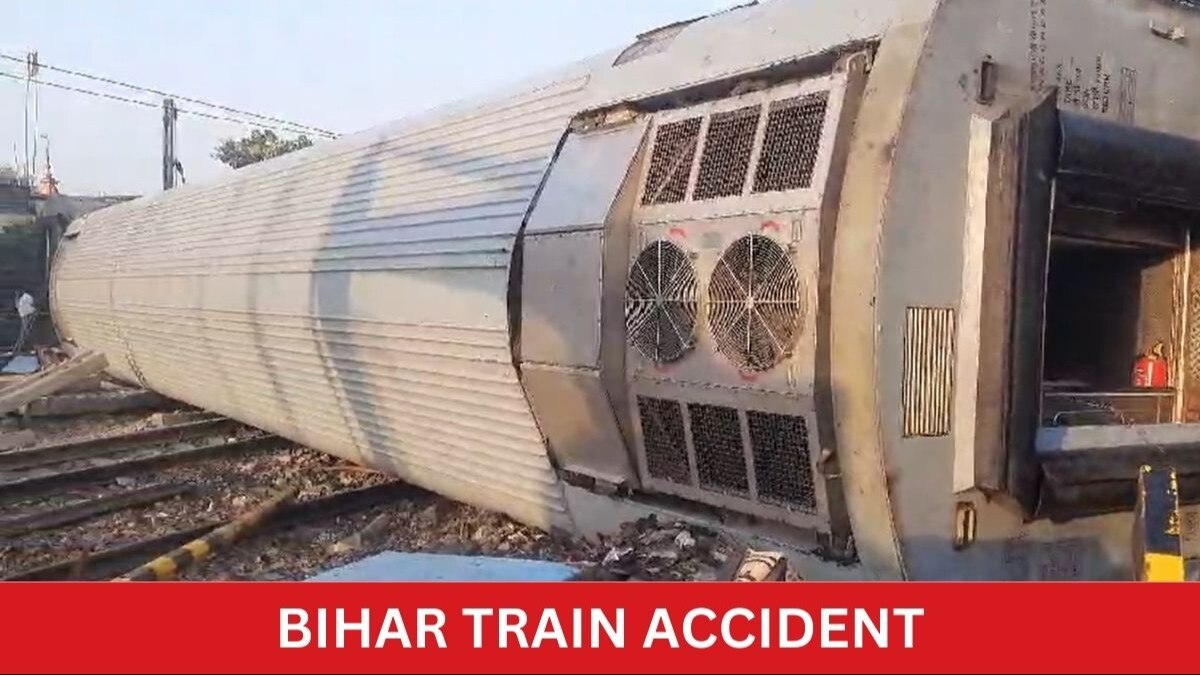 North East Express derails in Bihar; 4 dead, 70 injured - India Today