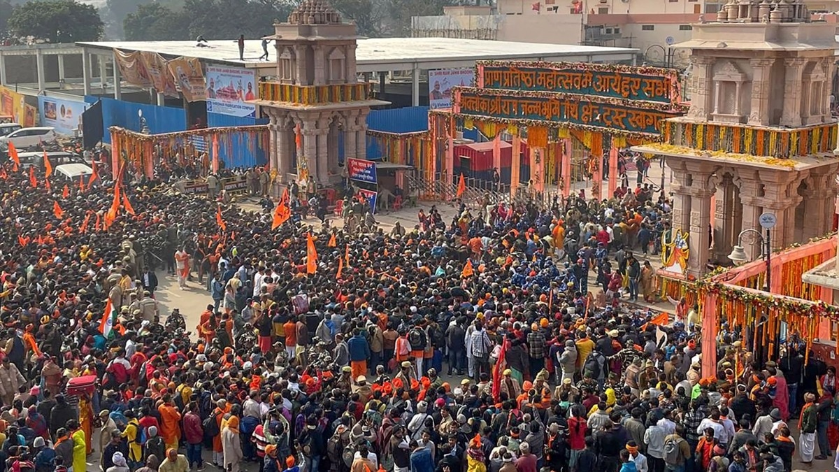 Huge crowd flock Ayodhya Ram temple, 1,000 Rapid Action Force jawans deployed - India Today