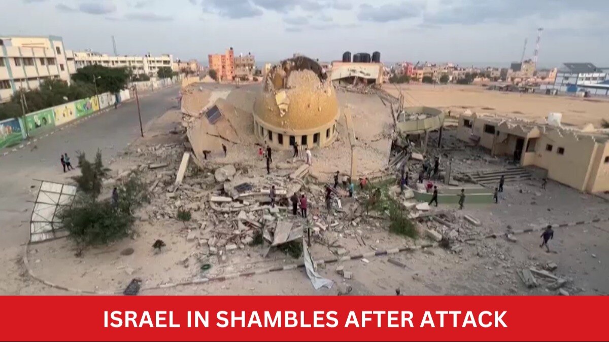 Israel attack leaves houses in shambles, Mosque destroyed, vehicles ...