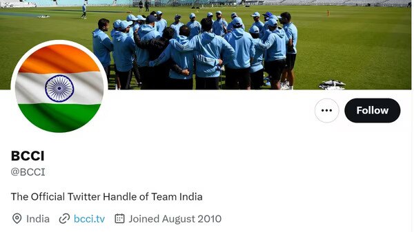 BCCI, Aakash Chopra lose verified tick after changing display picture to tricolour on Twitter ...