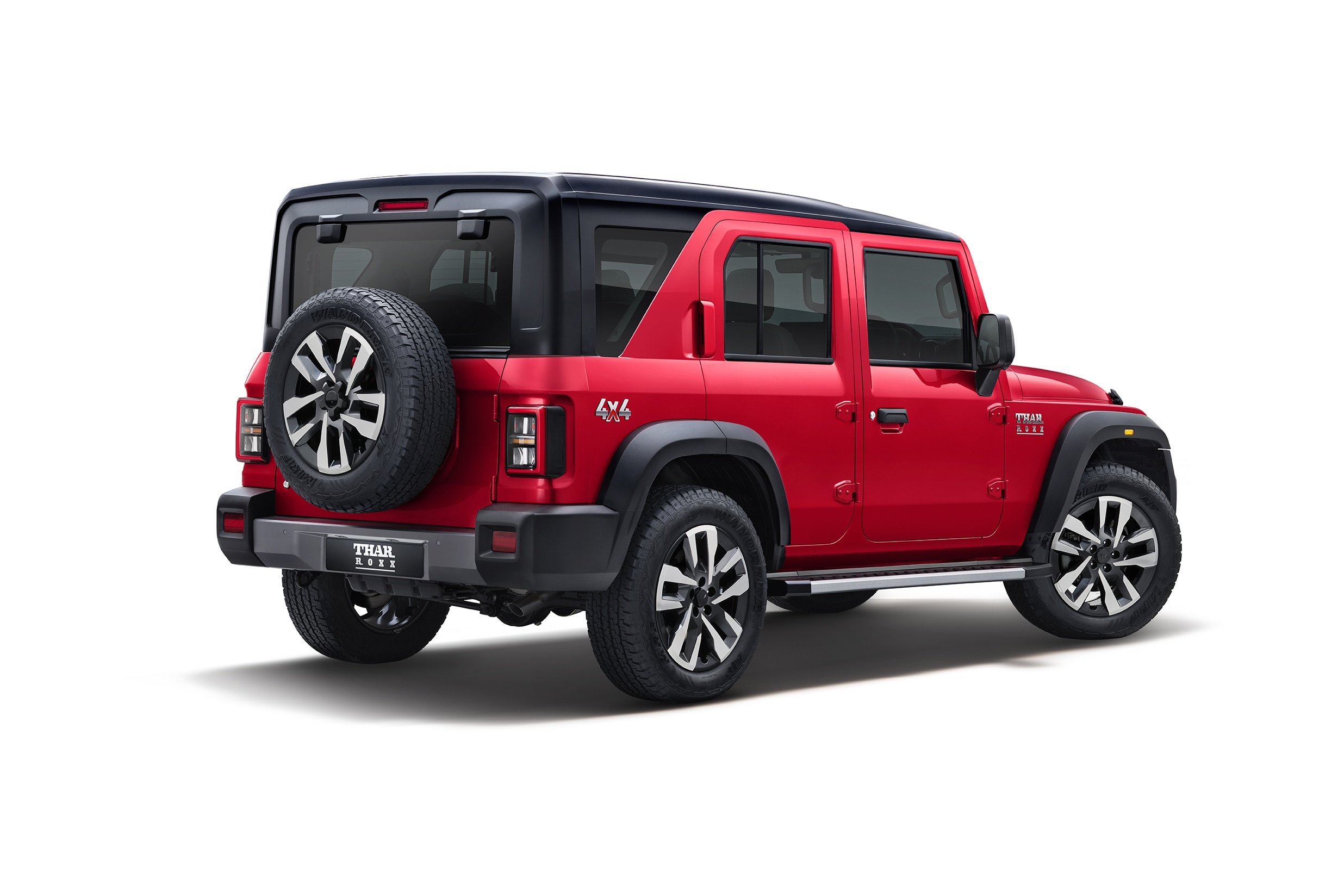 New Mahindra Thar Roxx 2024: Pricing, Features, Colors and specificaions