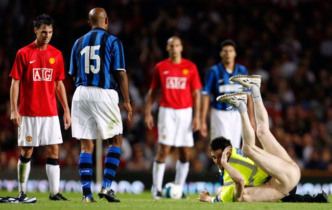 Pitch invaders: When fans run onto the sports field | IndiaToday