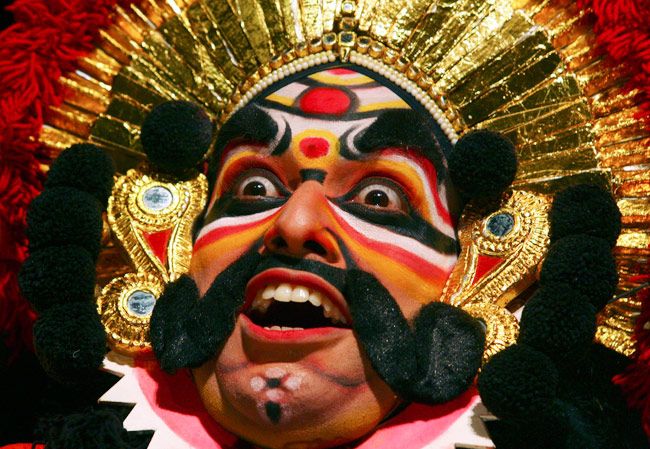 4 stunning pictures from a Yakshagana performance | IndiaToday