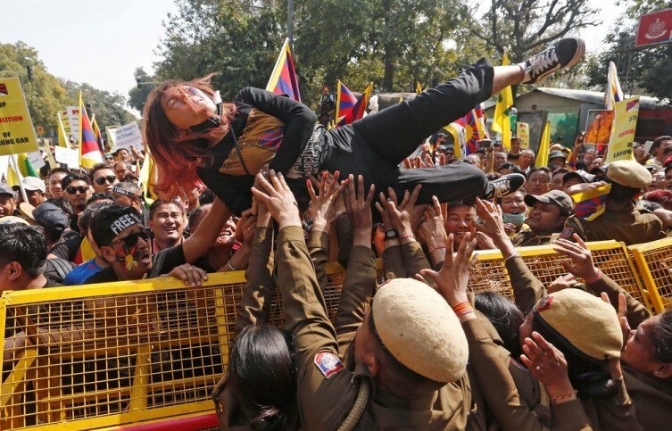 Fierce Tibetan protest in New Delhi marks 60th anniversary of their ...