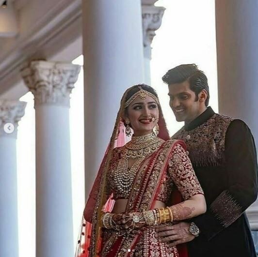 Arya and Sayyeshaa's wedding is straight out of a fairy tale. Unseen ...