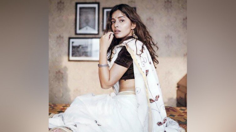 Ekta Kapoor's latest discovery Naghma Rizwan is quite a hottie in real ...