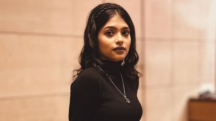 tollywood actress Anusha Viswanathan latest photo on social media ...