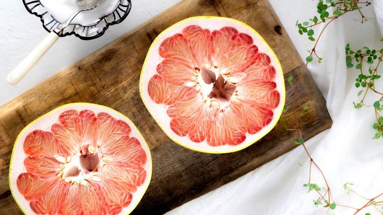 Batabi Lebu Benefits: গুণে একাই একশো বাতাবি লেবু! জানুন কী কী উপকারিতা ...