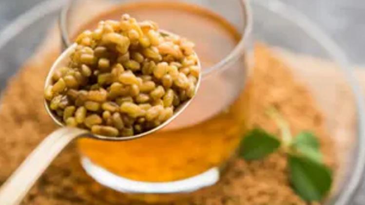 Soaked Food Benefits: রাতে ভিজিয়ে সকালে খান এই ৫ জিনিস, জীবনে কোনও ...