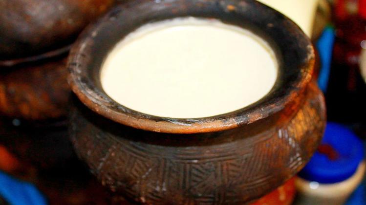 Earthen Clay Pot Curd Benefits: মাটির হাঁড়িতে দই পাতলে শরীরের জন্য ...
