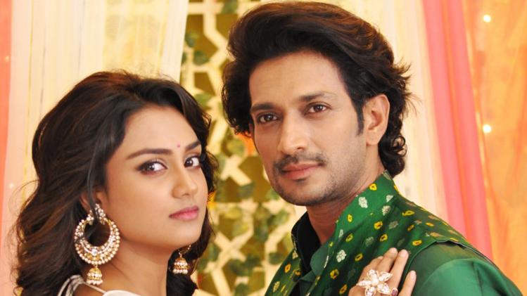 Saathi Serial: বিনোদনের মহাপার্বণ বাংলা টেলিভিশনে, 'সাথী'-তে জমজমাট ...