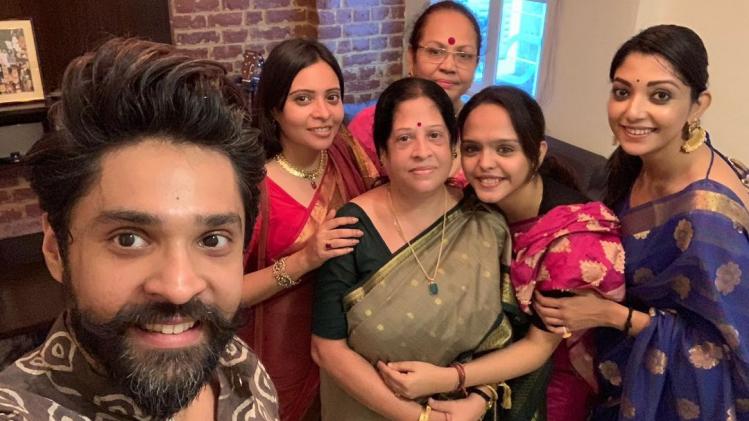 Gourab Chatterjee: দ্বিতীয় বিয়ে করেছিলেন বাবা, একই বাড়িতে দুই মাকে ...