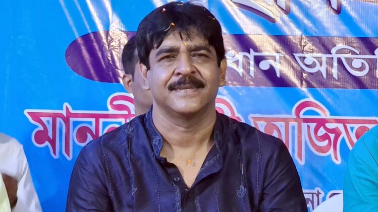 Saokat Molla: পঞ্চায়েতের আগে ভাঙড়ে রণনীতি সাজাচ্ছে তৃণমূল? দায়িত্বে শওকত - tmc leader saokat ...