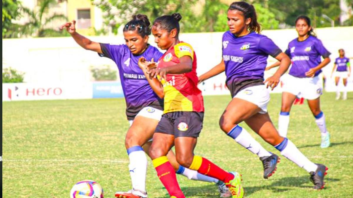 East Bengal: মুম্বইকে ৪-২ গোলে হারিয়ে জিতল ইস্টবেঙ্গল, জোড়া গোল ...