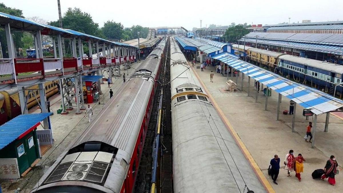 Unique Rail Station: এই রেল স্টেশনের টিকিট কাউন্টার এক রাজ্যে-অন্য ...