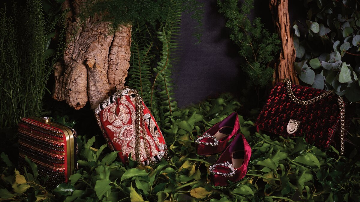 Look Regal In Red With These Accessories This Wedding Season