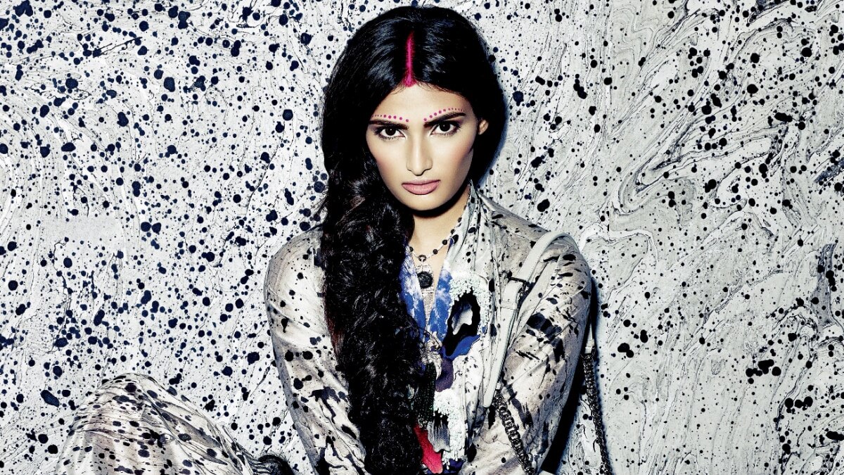 Cool Bindi Art From Music Festivals You Need To Check Out Right Now