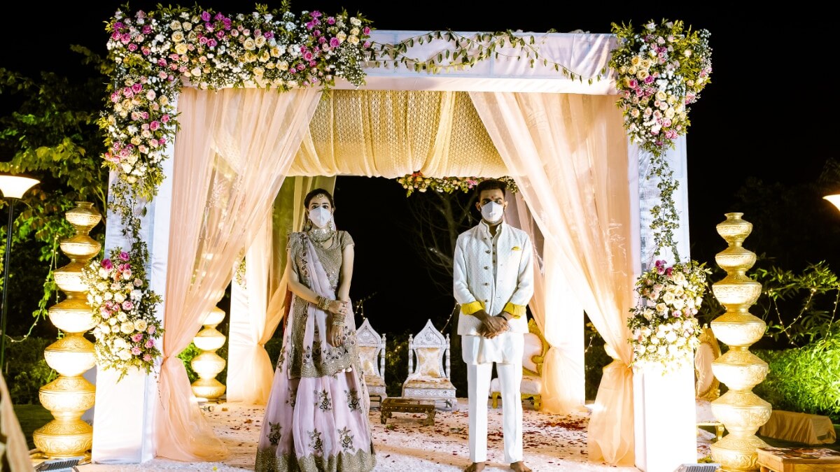 #LockdownWedding: Staying Apart, Together