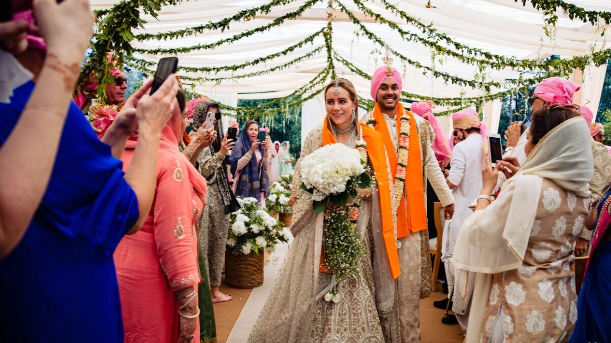 Real Weddings: A Tale of Two Continents