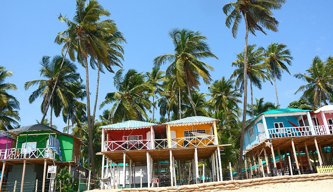 These Cute, Rustic Beach Huts In Goa Give Us New Couple Getaway Goals