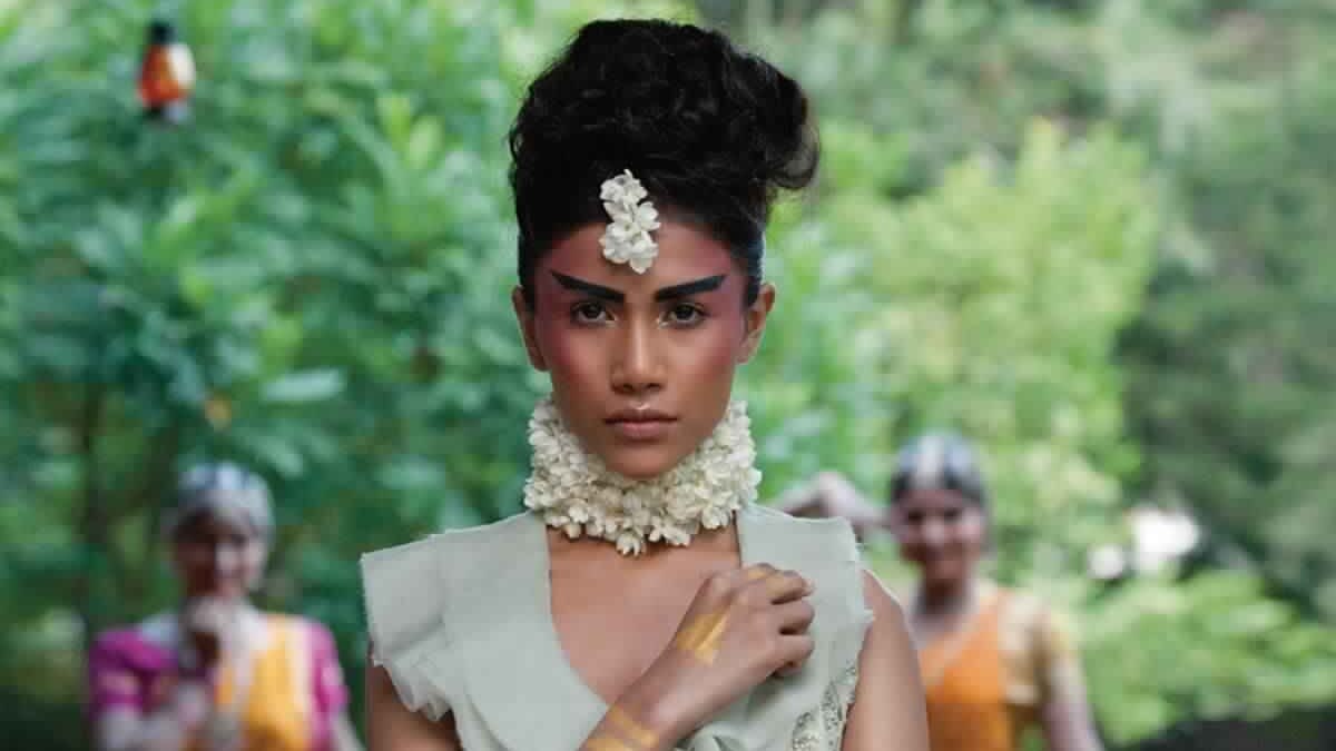 12 Products To Incorporate Jasmine Into Your Daily Routine