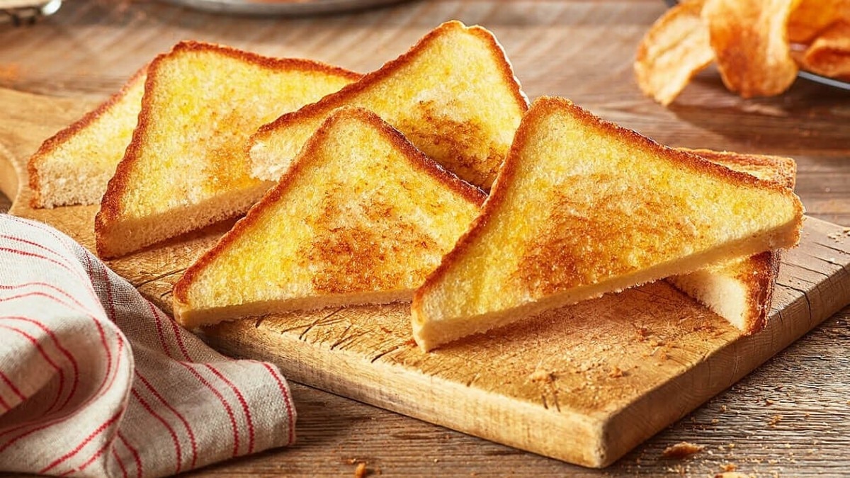 3 Healthy Ways To Upgrade Your Slice Of Toast