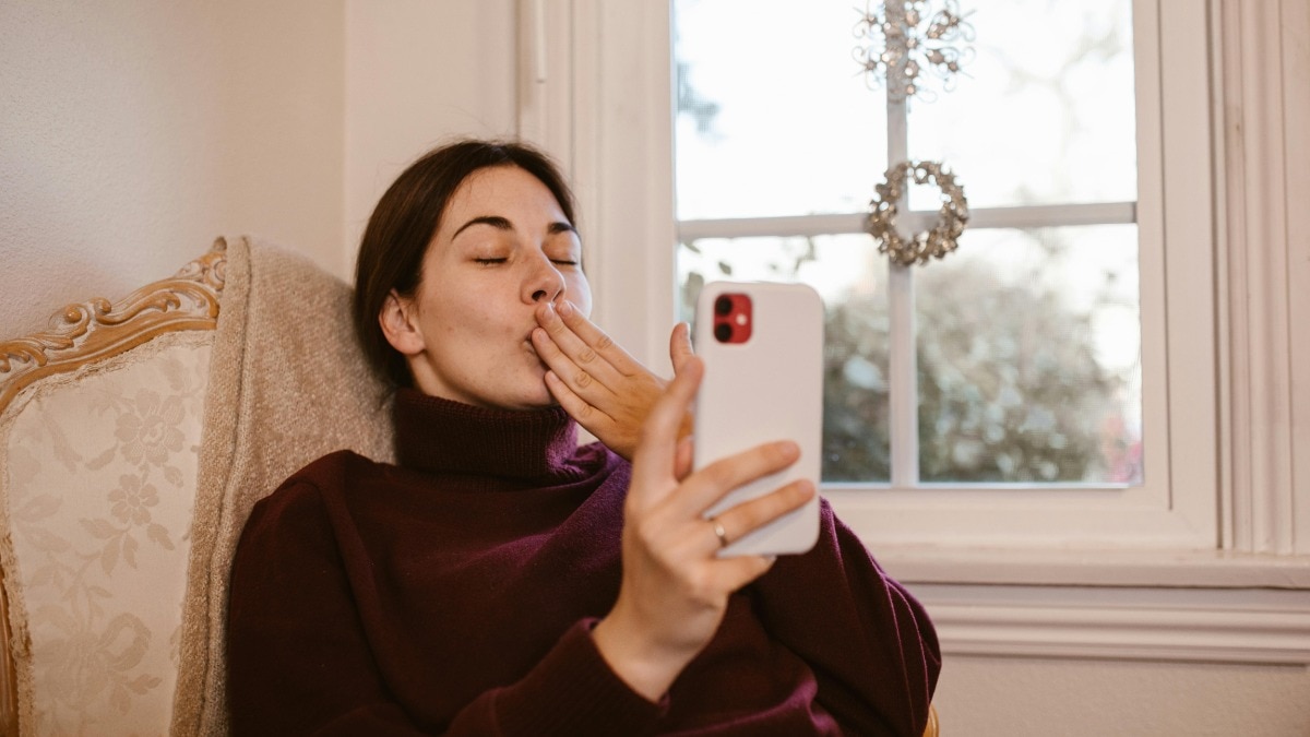 Why more married couples in India are choosing to live apart, together