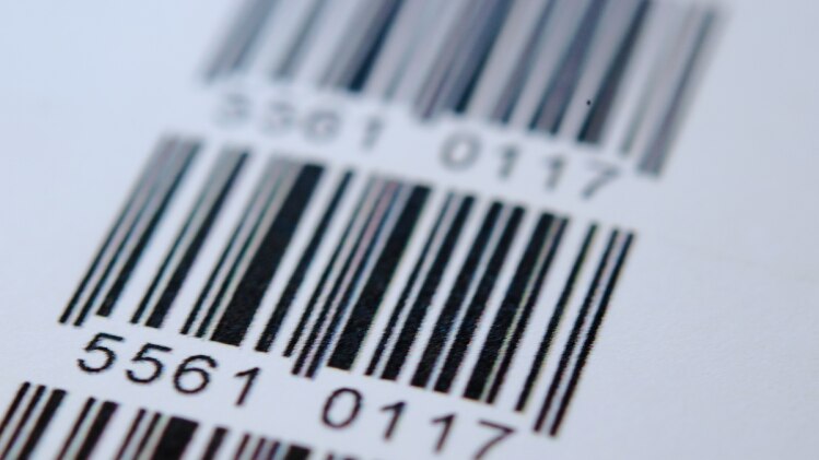 50 Years of BARCODE: क्या सालों पुरानी Barcode तकनीक की जगह ले पाएगा QR ...