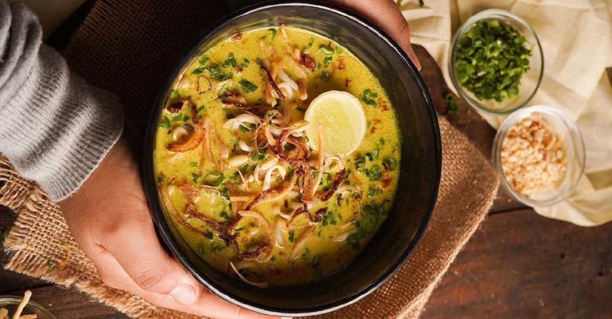 And the best soup award goes to: Khao Soi! - Harpers bazaar