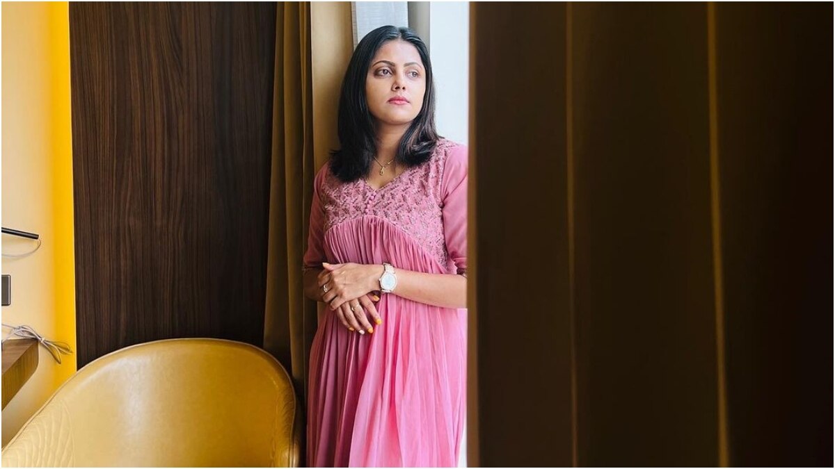 'അവൻ എന്നെ പിടിച്ച് ചുംബിക്കാന്‍ ശ്രമിച്ചു': ട്രെയിനിലെ ദുരനുഭവം വെളിപ്പെടുത്തി ശ്രീവിദ്യ ...