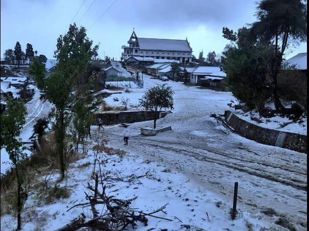 Snowfall in Manipur; Shirui village covered in thick blanket of snow ...