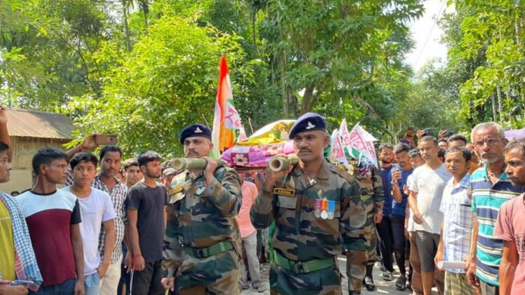 Assam: Army jawan killed in accident laid to rest with full military ...