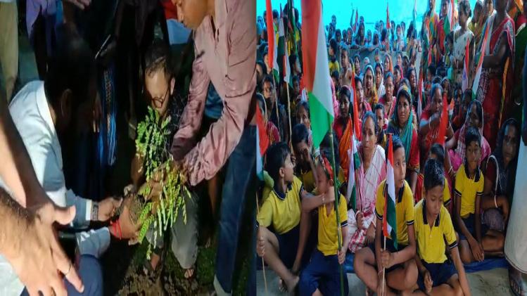 Assam: Dhubri's border areas coloured in the hues of "Har Ghar Tiranga ...
