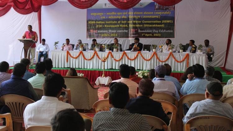 भारतीय मिट्टी और जल संरक्षण संस्थान ICAR-IISWC ने मनाया 70वां स्थापना ...