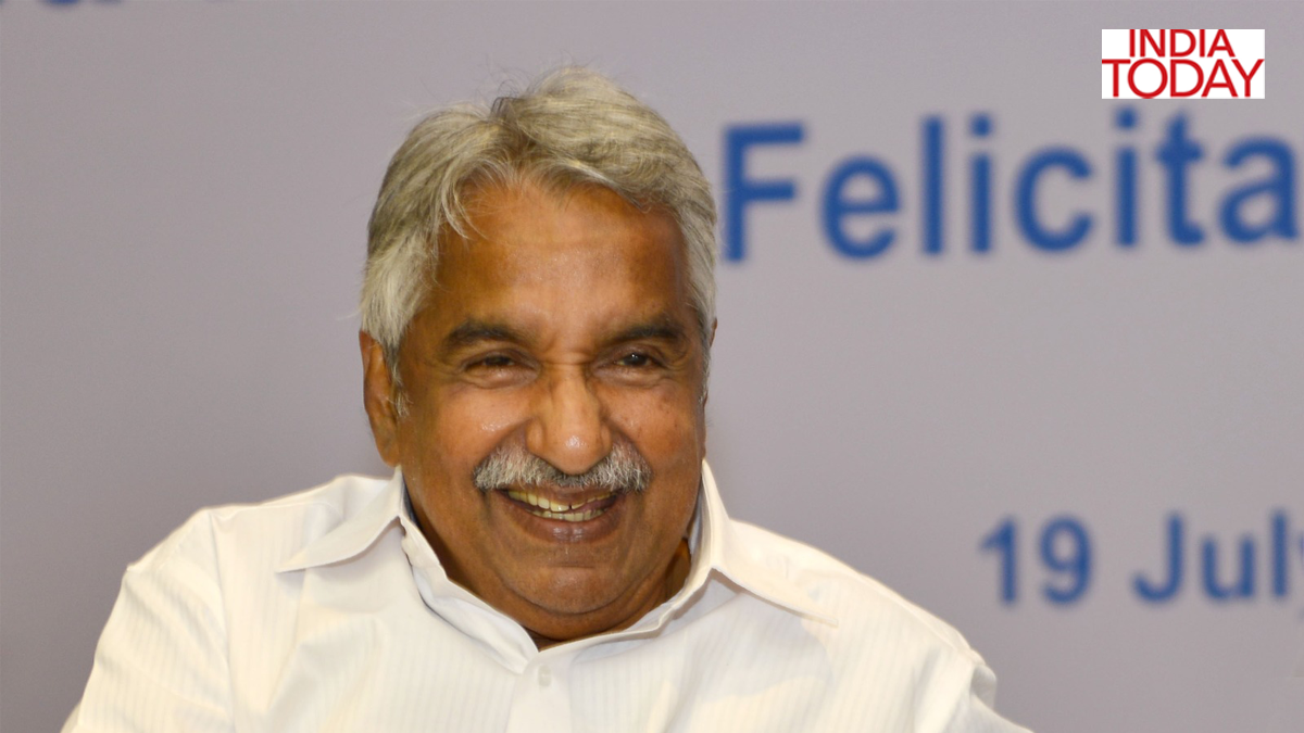 ആർദ്രതയാർന്ന നേതൃസ്വരൂപം - In memories of oommen chandy written by BT ...