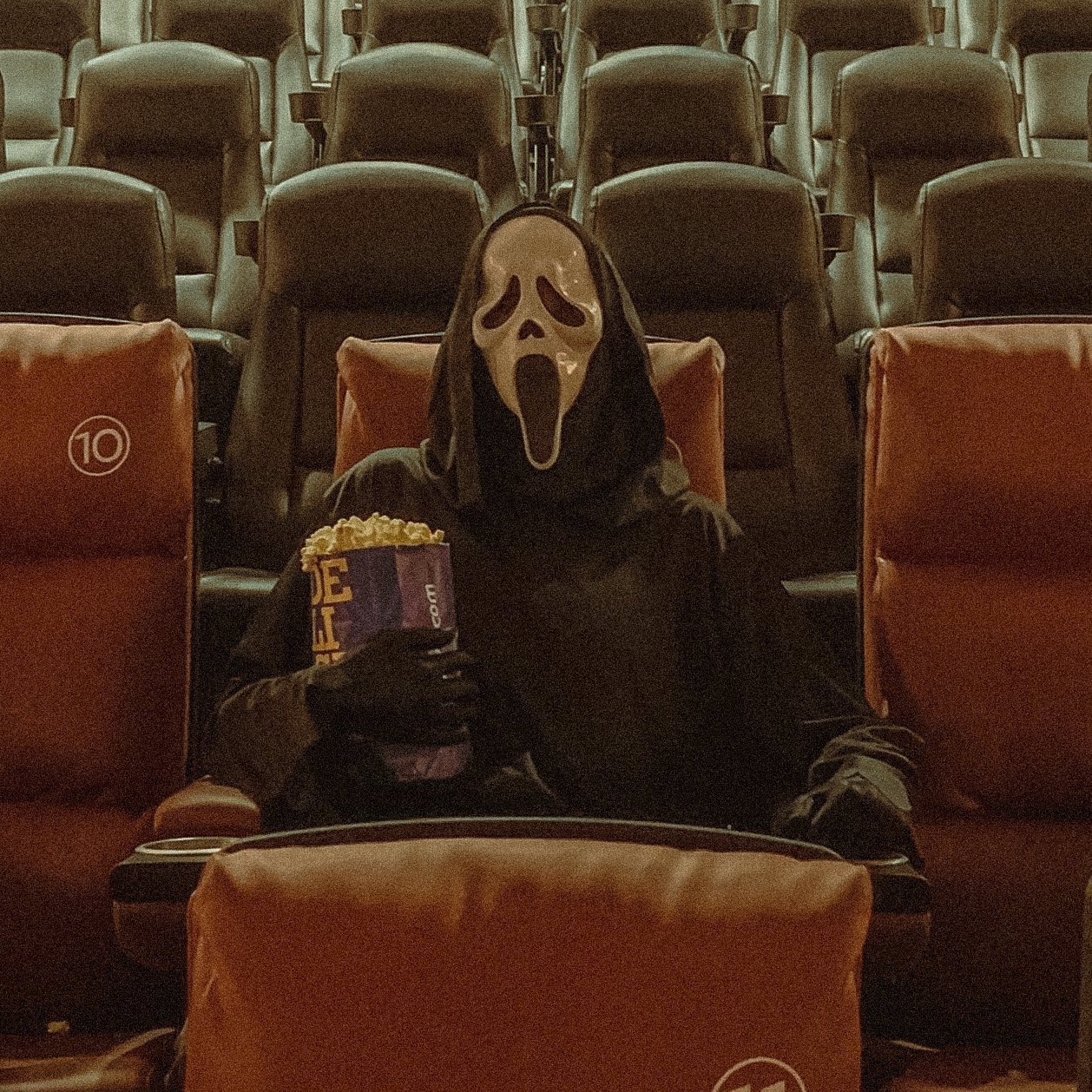 Ghostface appearances are freaking people out in the US before Scream ...