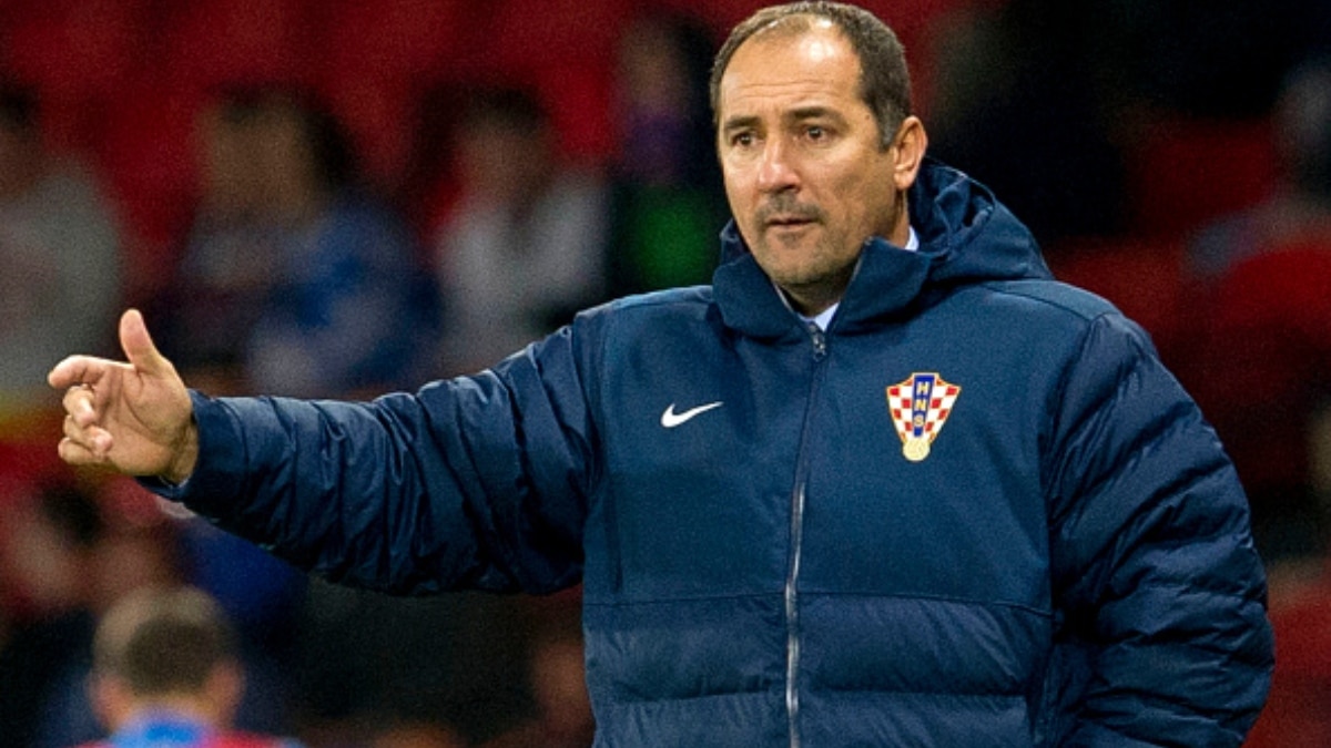 Who is Igor Stimac, the Indian football team coach with 2 red cards at ...