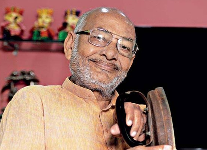 We know now how PM Modi's extended family lives