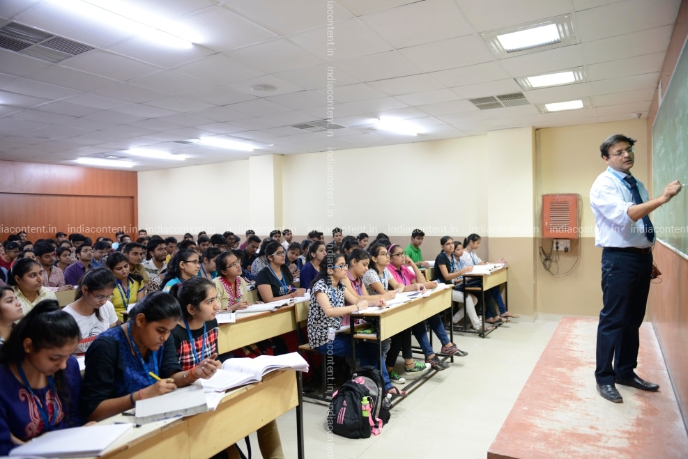 Buy Aakash Institute Pictures, Images, Photos By India Today ...