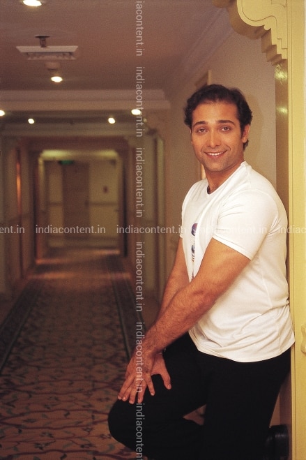 Buy Puru Raajkumar during his Photo Shoot Pictures, Images, Photos By ...