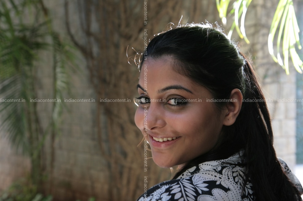 Buy DEVIKA MENON Pictures, Images, Photos By DEEPAK G PAWAR - Archival ...
